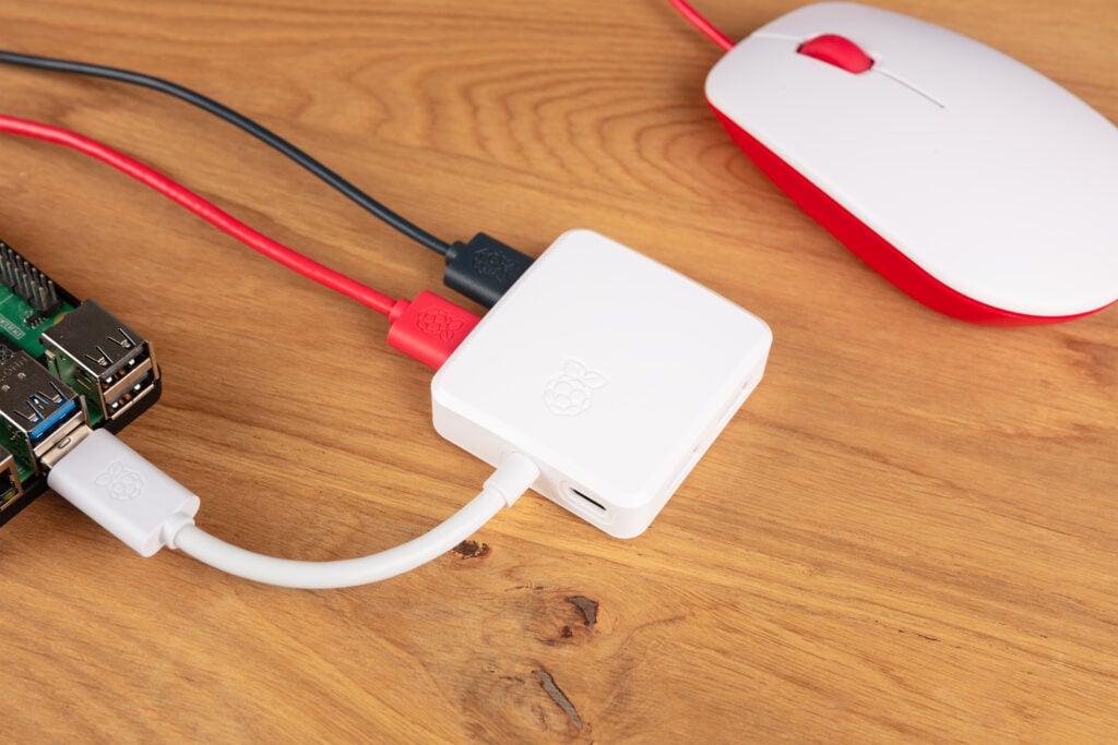 Raspberry Pi Official USB 3 Hub – Now Available for Just $12